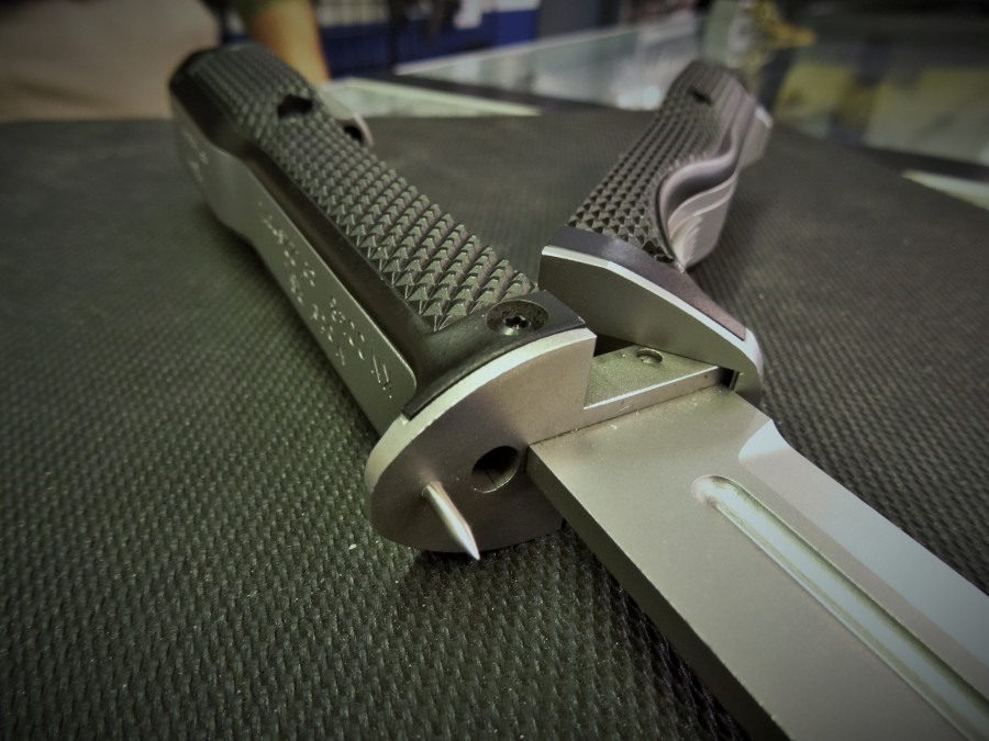 GS | Gun Auction: The “GRAD” Arsenal RS1 Limited Edition Knife/Gun Pistol