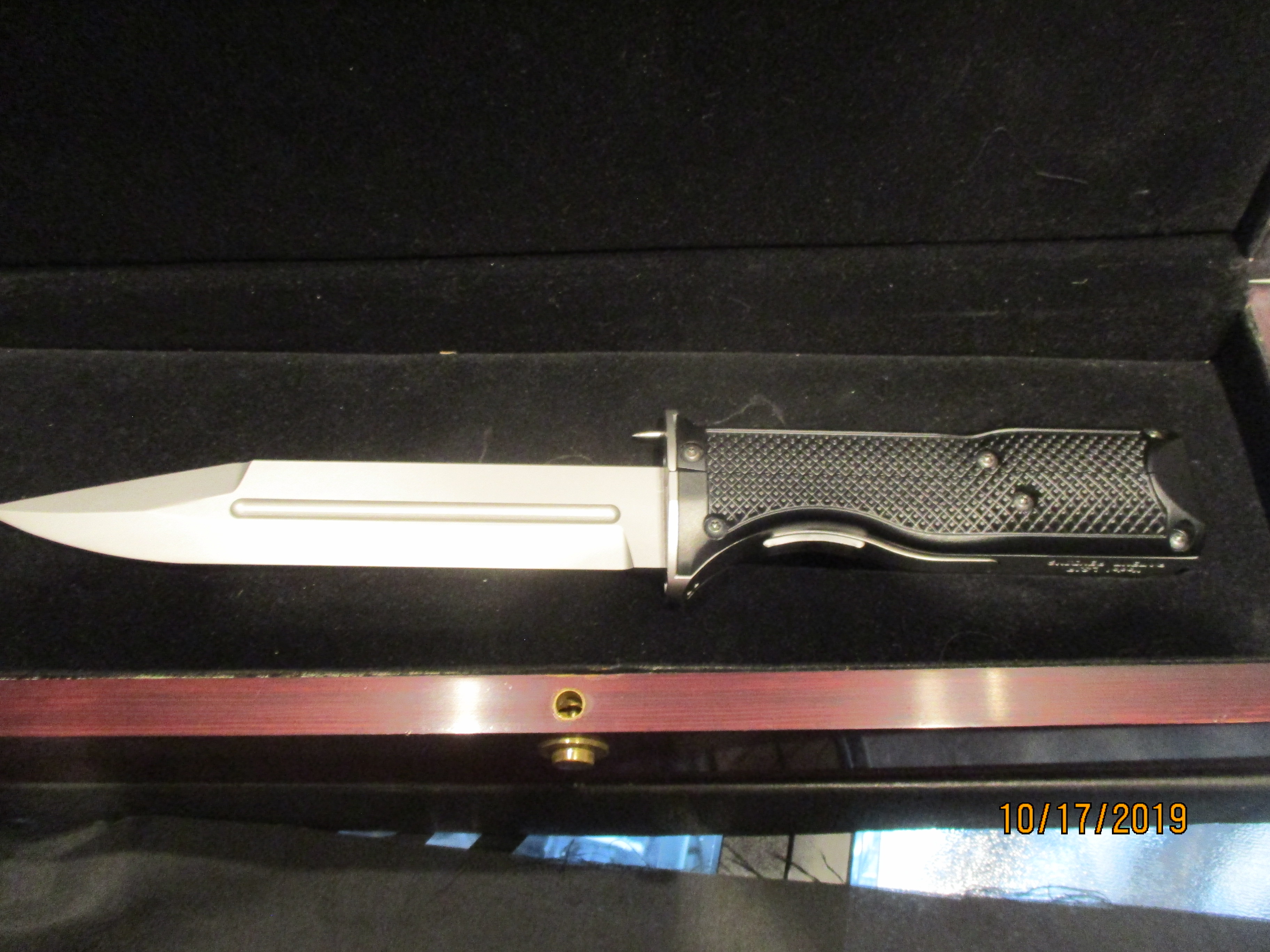 GS | Gun Auction: The “GRAD” Arsenal RS1 Limited Edition Knife/Gun Pistol
