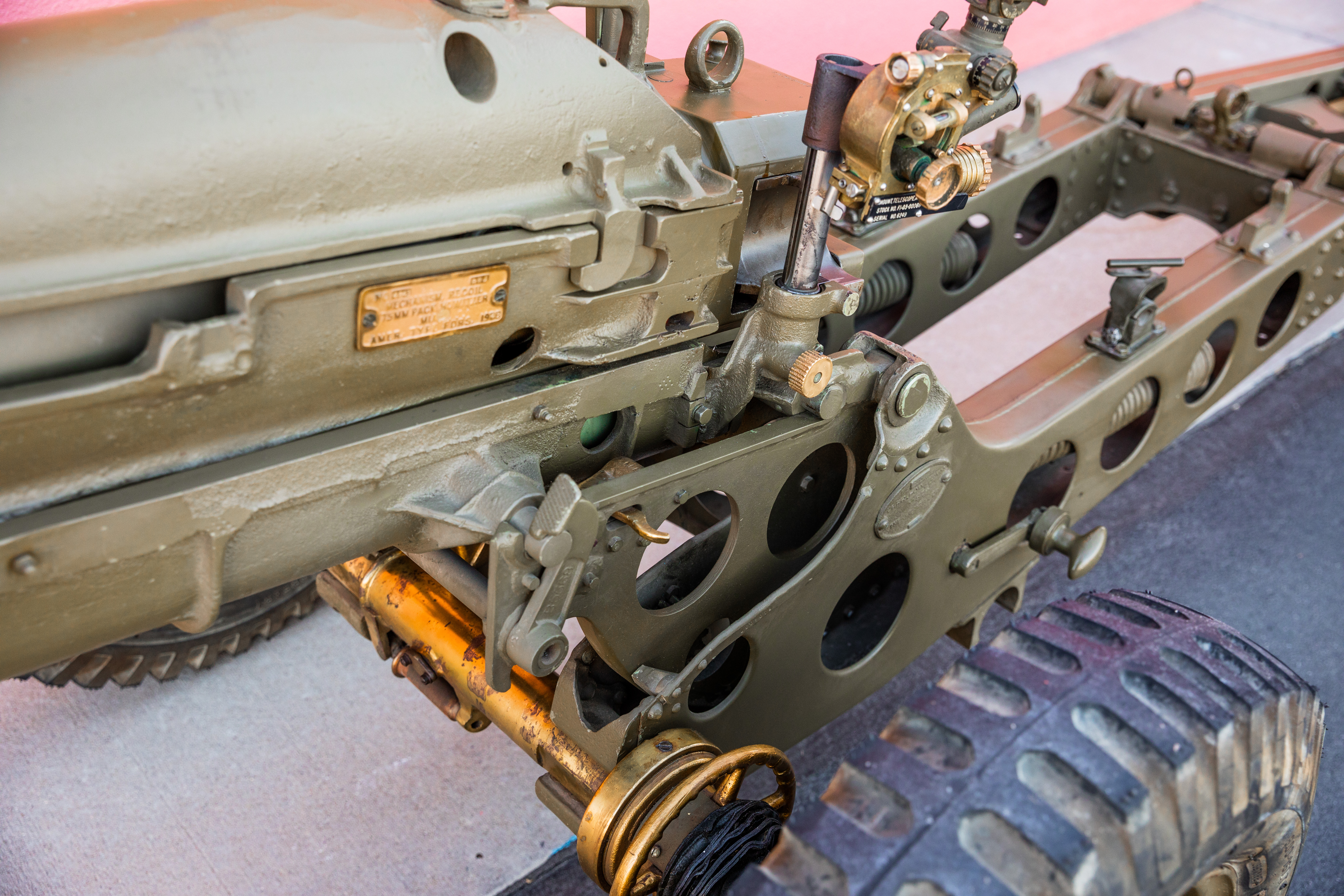 GS | Gun Auction: 75 MM US Pack Howitzer from WWII
