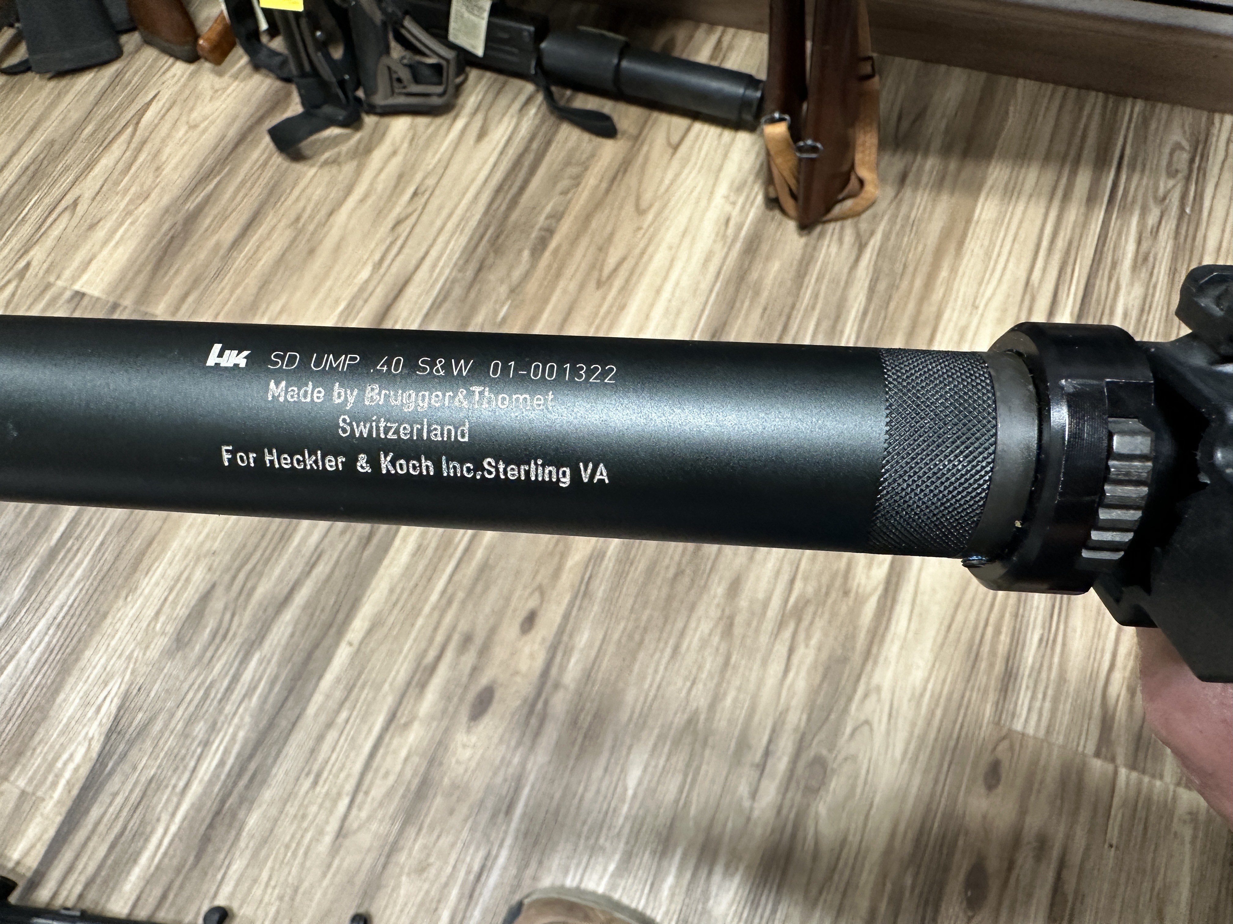 GS | Gun Auction: NO LAW LETTER POST SAMPLE FACTORY HK UMP40 w/SUPPRESSOR