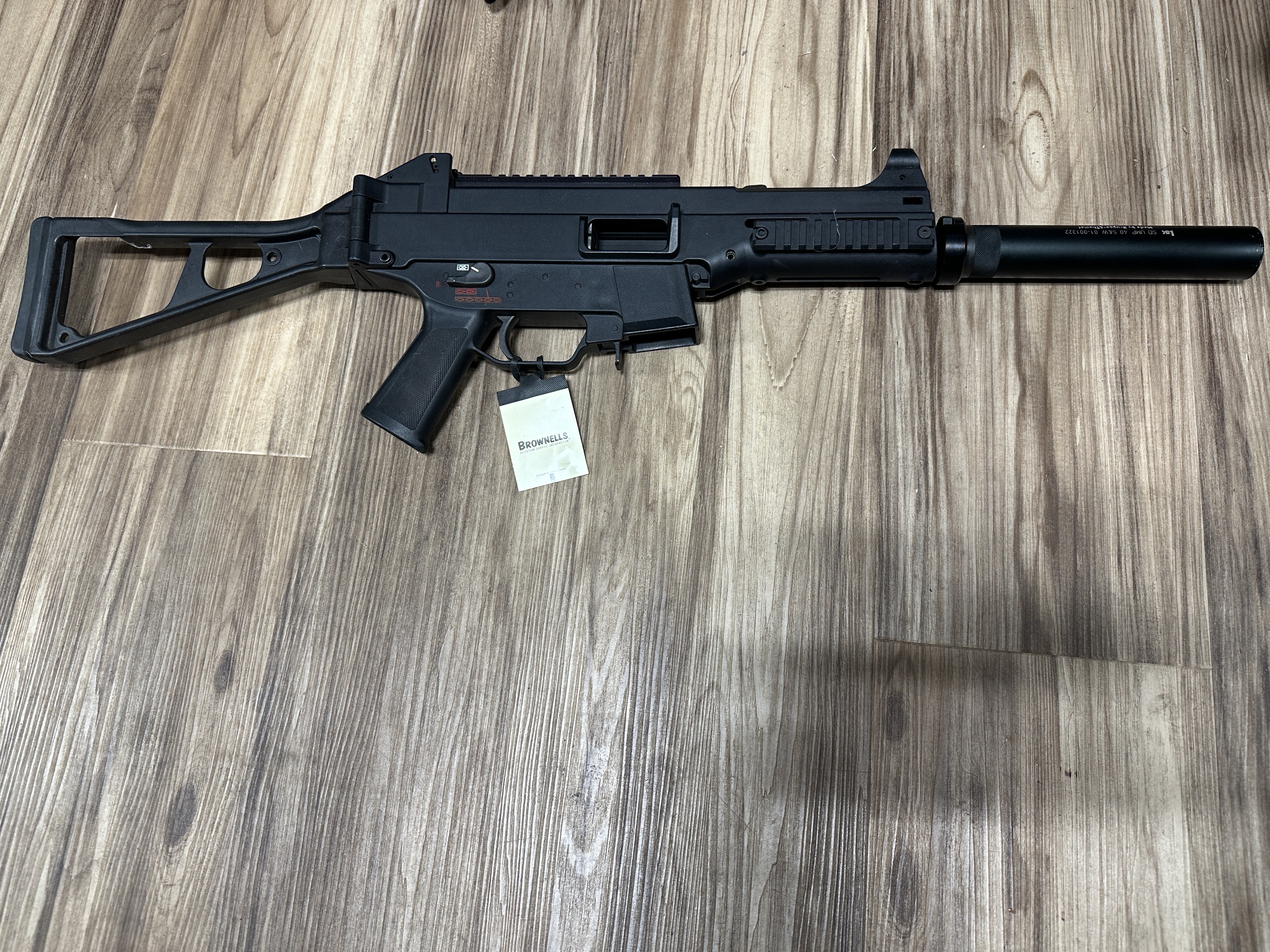 GS | Gun Auction: NO LAW LETTER POST SAMPLE FACTORY HK UMP40 w/SUPPRESSOR