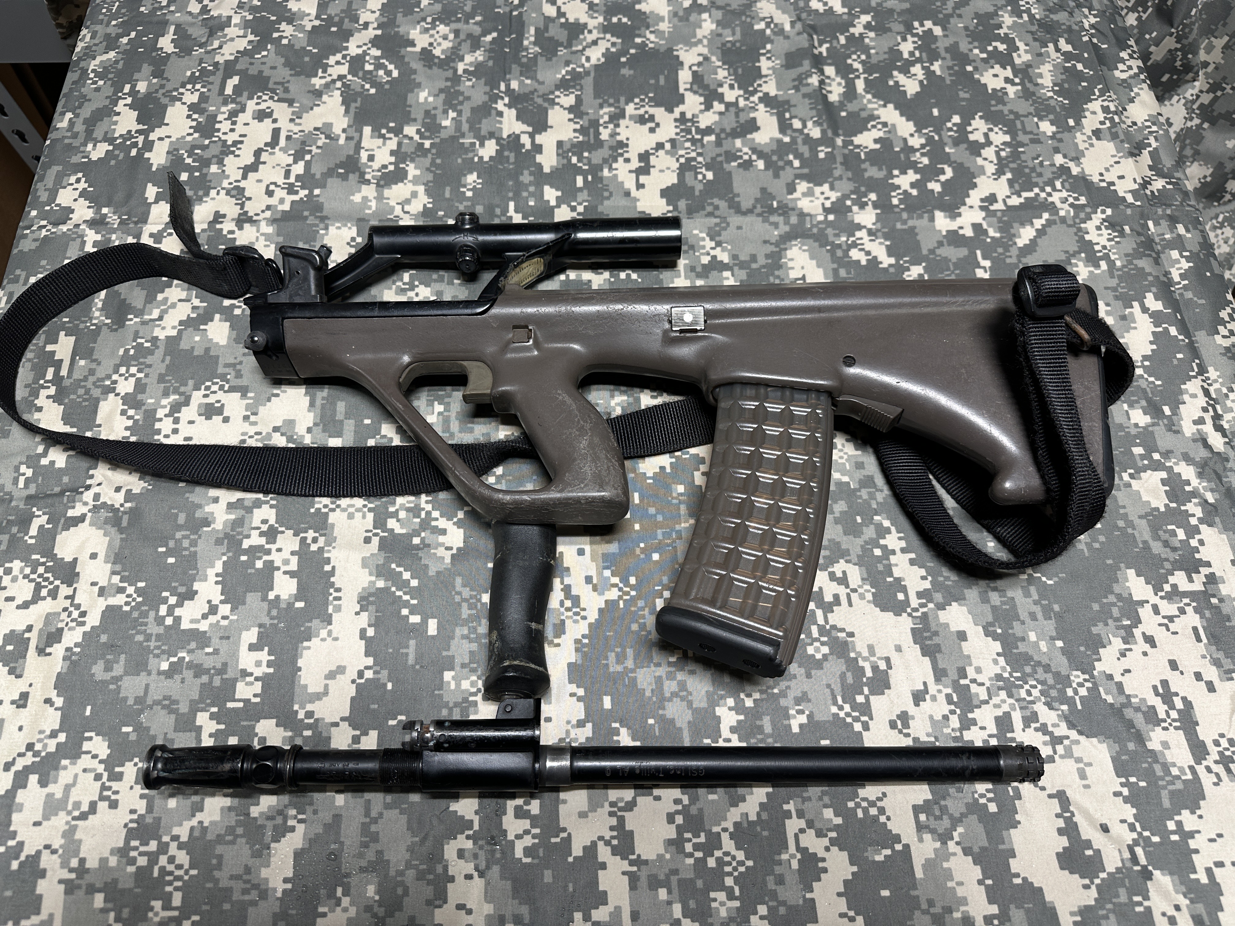 GS | Gun Auction: NO LAW LETTER POST SAMPLE FACTORY STEYR AUG MACHINE GUN