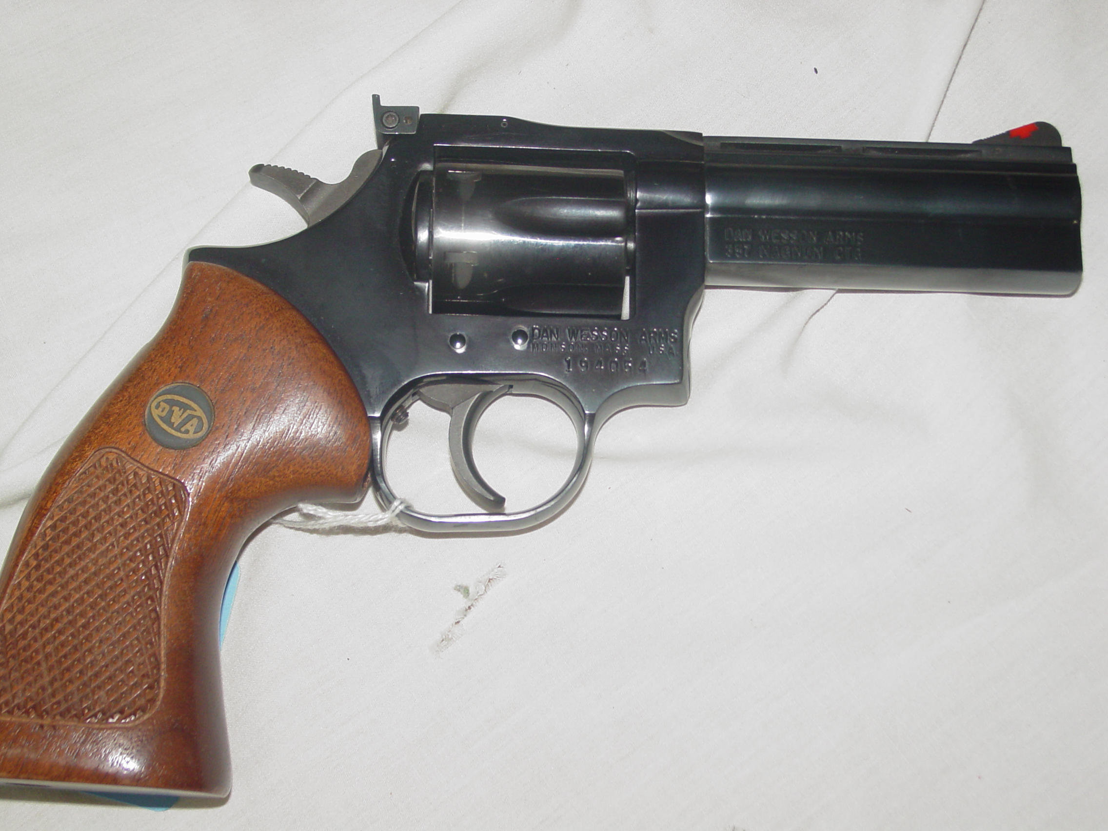 DAN WESSON ARMS 357 MAG Auction | GunSpot