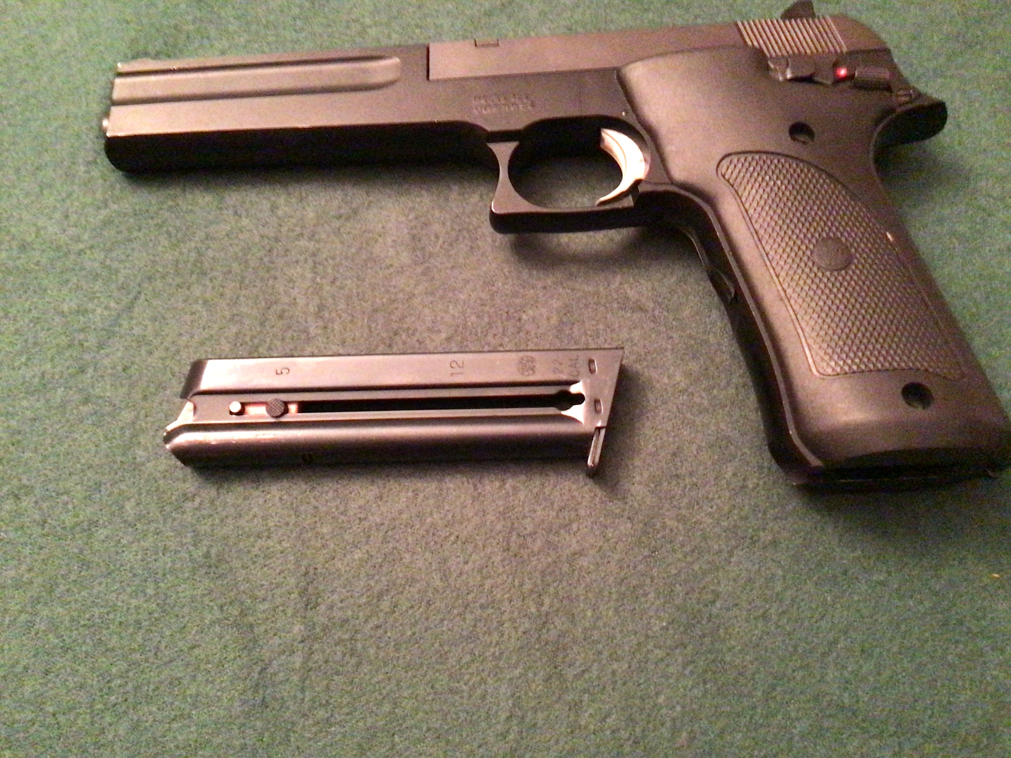 GS | S&W Model 422 .22LR